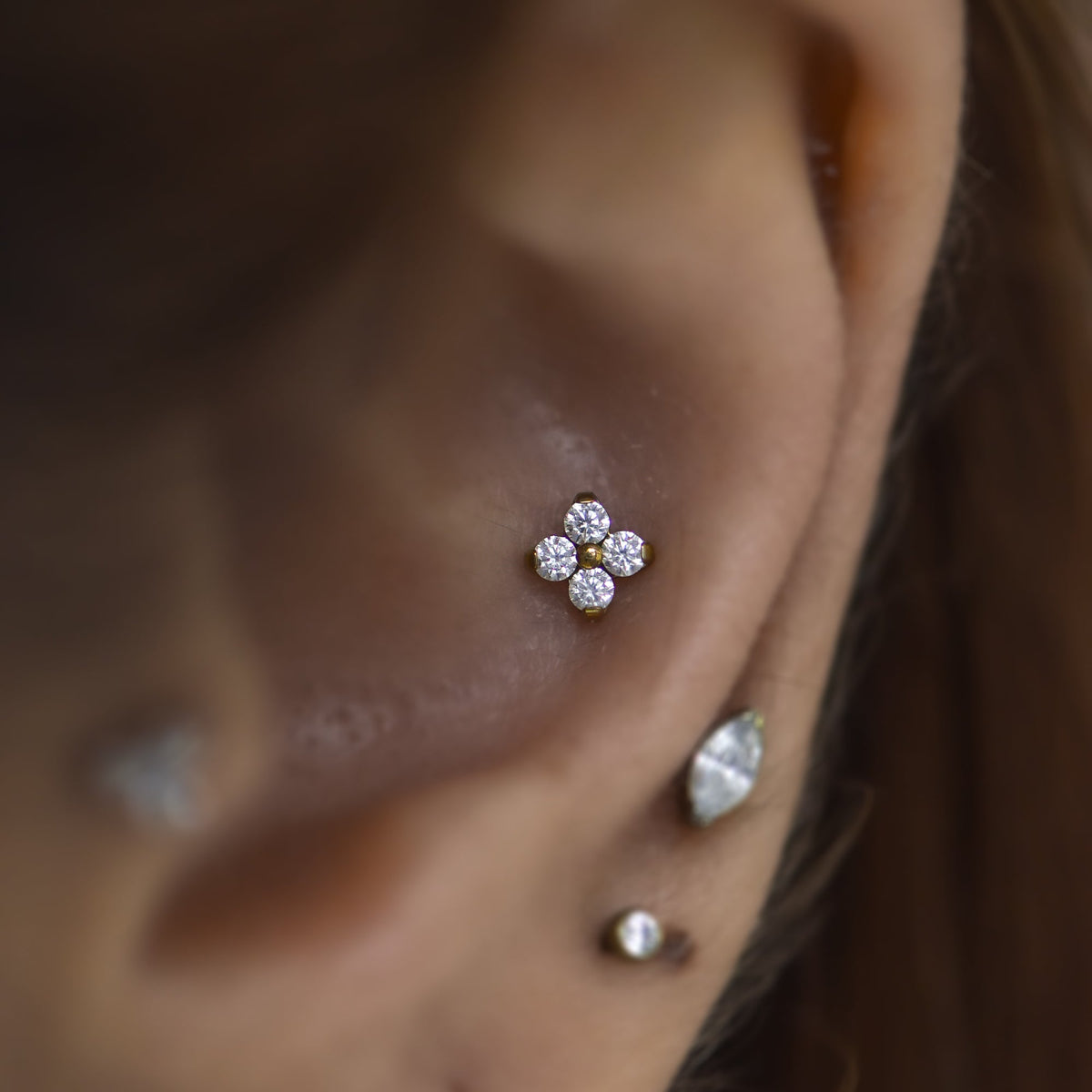 Neometal Forte Gem Threadless End – Piercing Day Studio