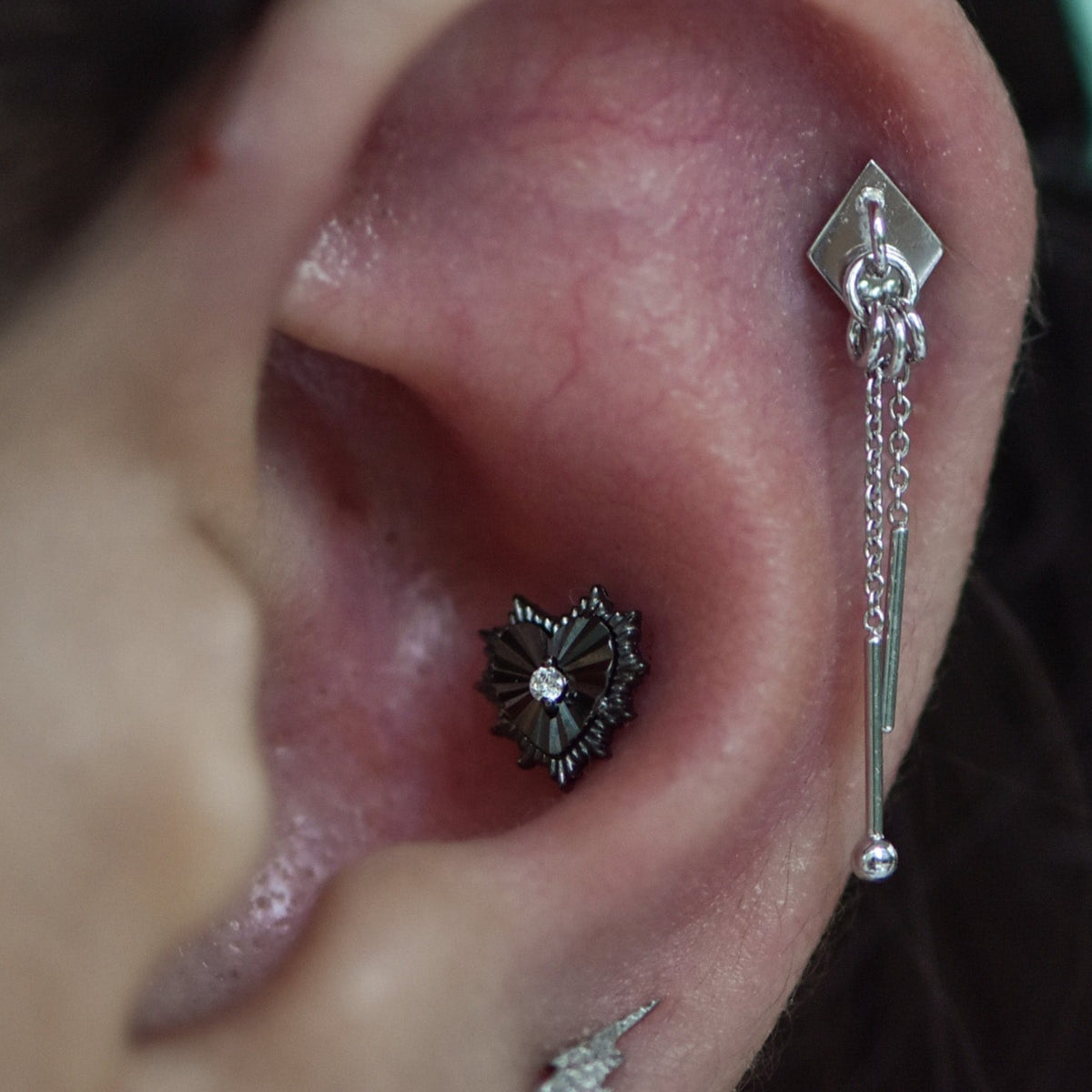 Pupil Hall Also Mine Threadless End – Piercing Day Studio